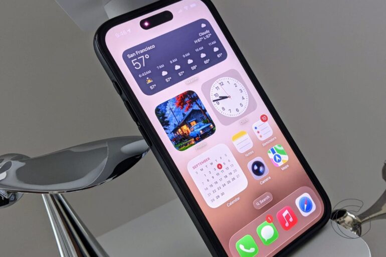 Apple Might Be Preparing the Biggest iPhone Transformation Ever With ...